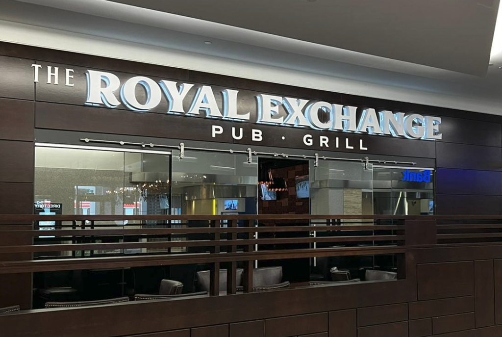 The Royal Exchange Pubs & Grill Interior Storefront LED Illuminated ...